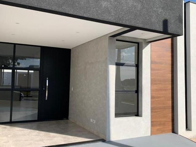 Casa à venda no bairro Caguaçu Sorocaba/SP