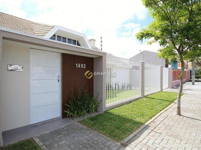 Casa à venda no bairro Cajuru, Curitiba PR