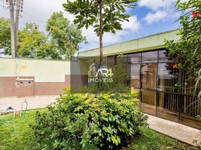 Casa à Venda no bairro Cajuru em Curitiba/PR