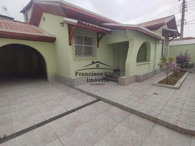 Casa à venda no bairro Campo do Galvão Guaratinguetá/SP