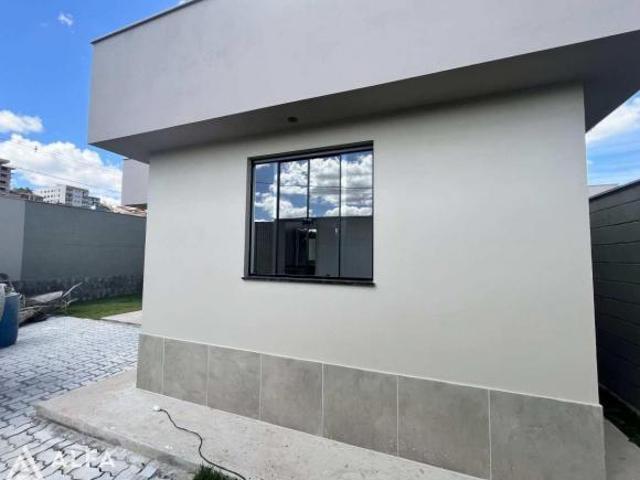Casa á venda no bairro Campo