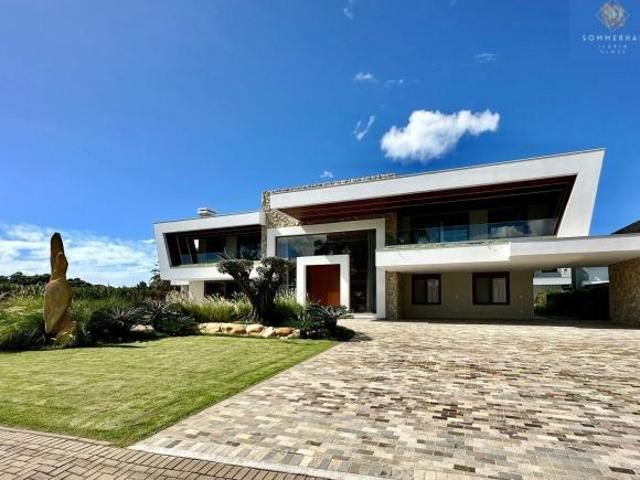 Casa à venda no bairro Capão da Canoa Capão da Canoa/RS