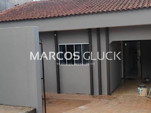 Casa à venda no bairro Catuai Londrina/PR