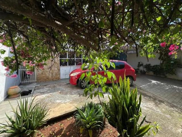 CASA À VENDA NO BAIRRO CAXAMBÚ EM JUNDIAÍ/SP