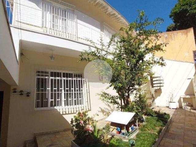 Casa à venda no bairro Centro em Barueri/SP