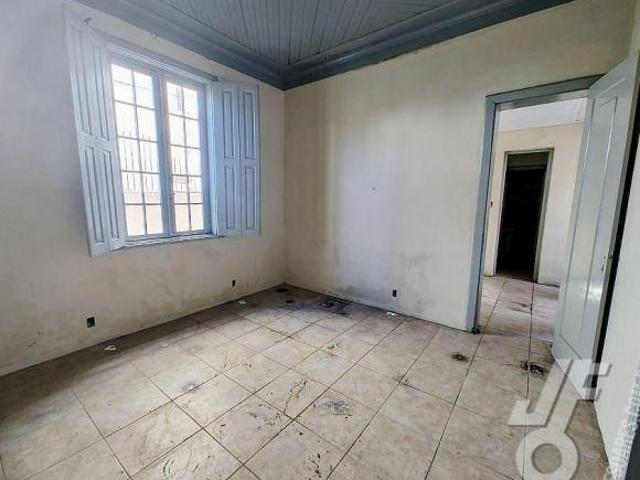 Casa à venda no bairro Centro em Pelotas/RS
