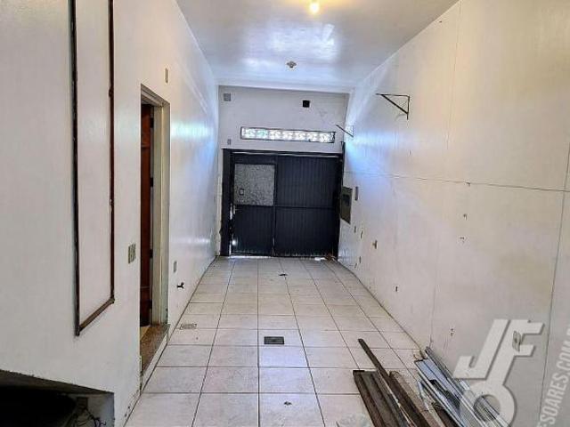 Casa à venda no bairro Centro em Pelotas/RS