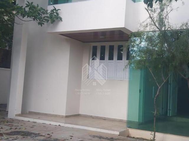 Casa à venda no bairro Centro Montes Claros/MG