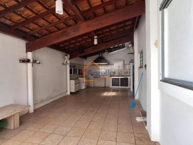 Casa à venda no bairro Centro Mogi Mirim/SP