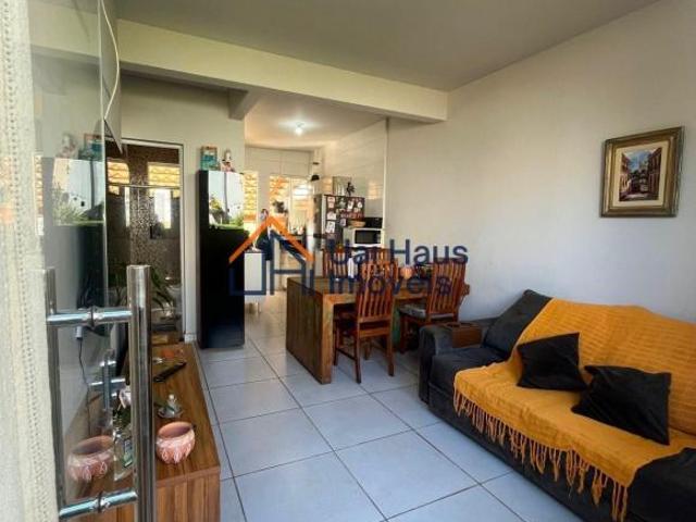 Casa à venda no bairro Centro São Joaquim de Bicas/MG