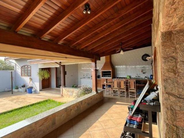 Casa à venda no bairro Centro, Saltinho