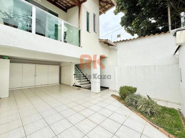 CASA À VENDA NO BAIRRO CÉU AZUL