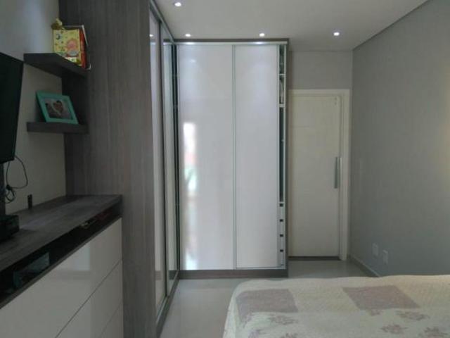 Casa à venda no bairro Chácara Califórnia