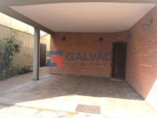 Casa à venda no bairro Chácara Urbana em Jundiaí SP