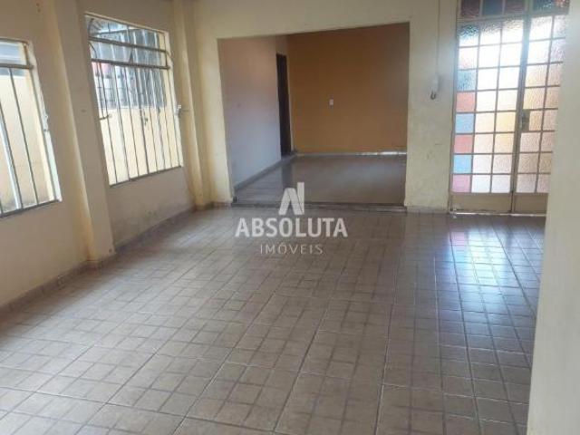 CASA À VENDA NO BAIRRO CHAPADA