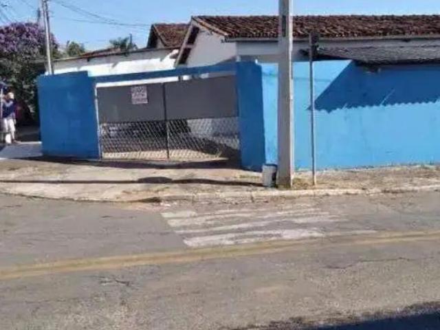 Casa à venda no bairro Cidade Jardim Goiânia/GO