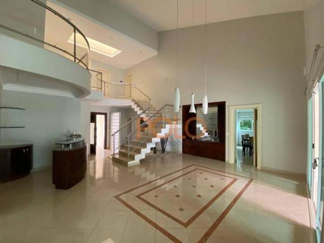 Casa à venda no bairro Cidade Jardim em Uberlândia