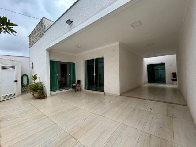 Casa à venda no bairro Cidade Jardim Uberlândia/MG