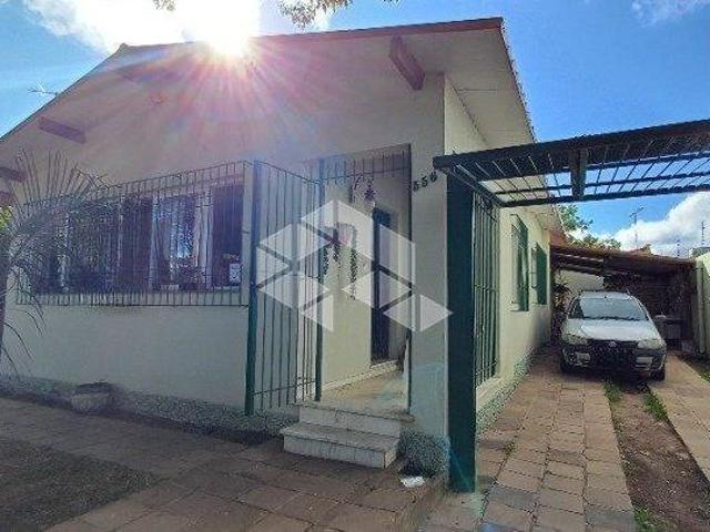 Casa à Venda no Bairro Cinquentenário Caxias do Sul