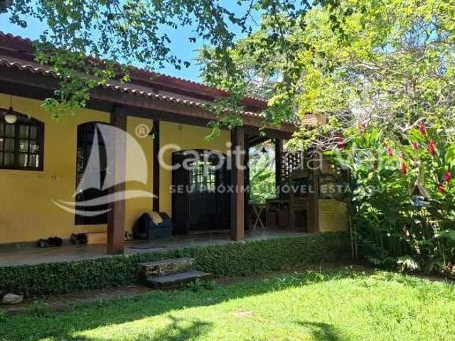 Casa à venda no bairro Cocaia Ilhabela/SP