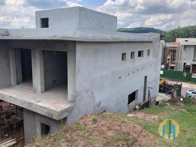 Casa à venda no bairro Colinas da Anhangüera Santana de Parnaíba/SP