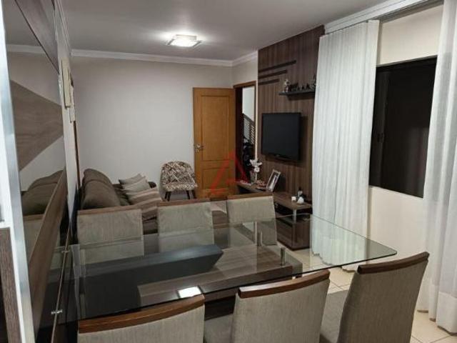 Casa à venda no bairro Colúmbia Londrina/PR, Zona Oeste