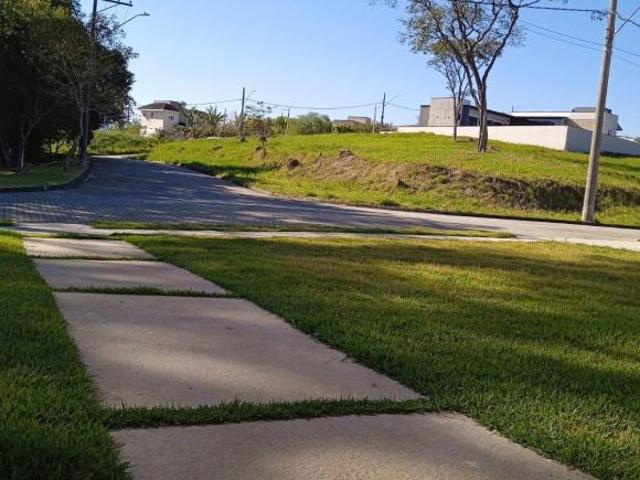 Casa à venda no bairro Condomínio Colinas do Parahyba São José dos Campos/SP