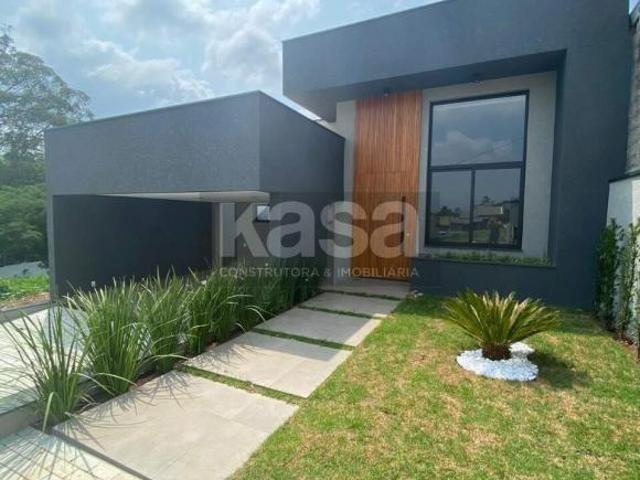 Casa à venda no bairro CONDOMÍNIO PORTAL DA SERRA, em BRAGANÇA PAULISTA SP