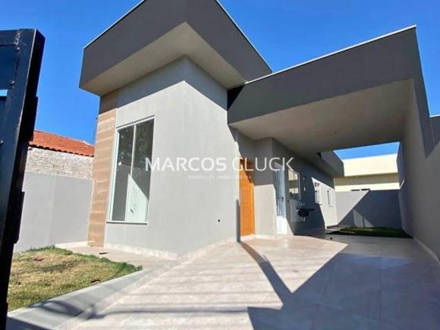Casa à venda no bairro Conjunto Habitacional Cristal Cambé/PR
