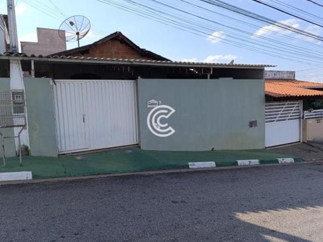 Casa a venda no bairro da Capela em Vinhedo/SP
