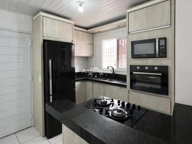 Casa à venda no bairro Desvio Rizzo