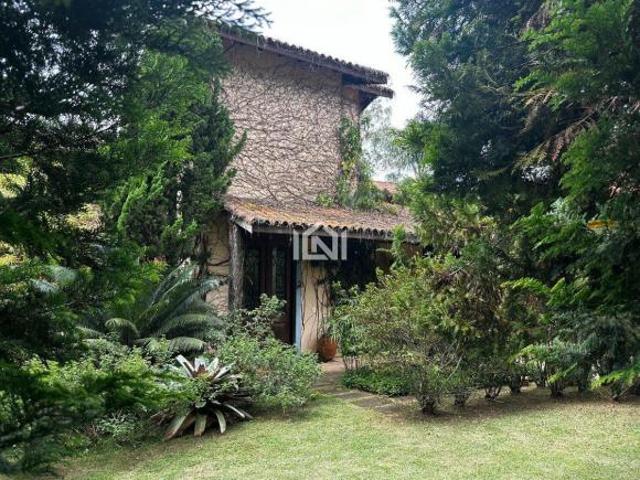 Casa à venda no Bairro do Carmo Canguera
