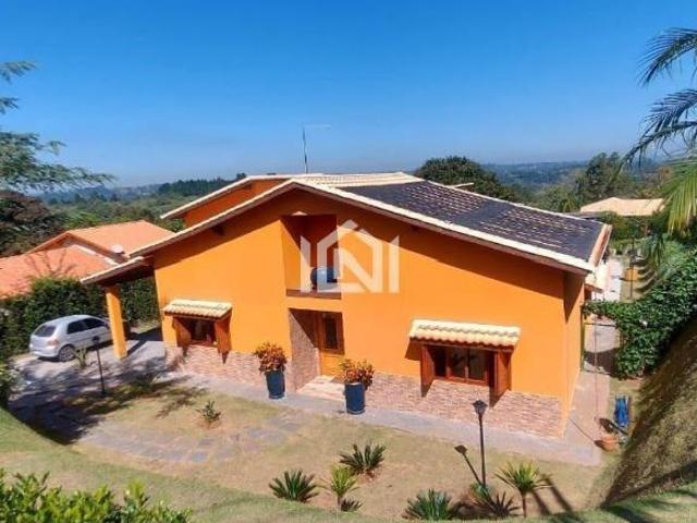 Casa à venda no Bairro do Carmo Canguera