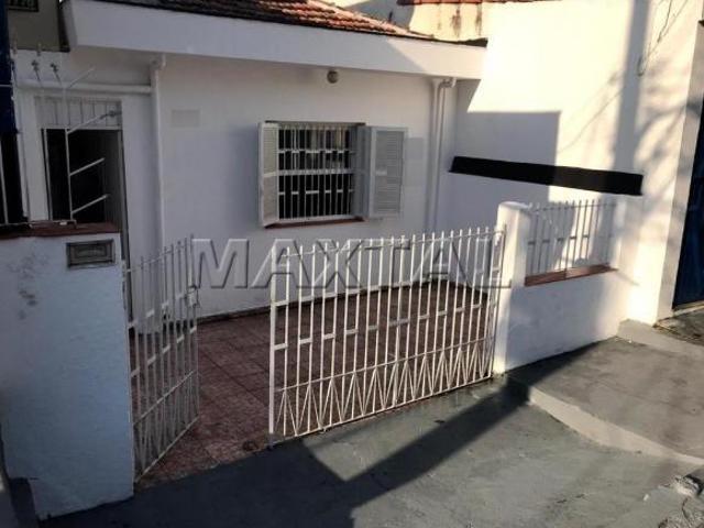 Casa à Venda no Bairro do Jardim Joamar. De 225m², com 4 quartos, 2 banheiros e 1 vaga carro e moto