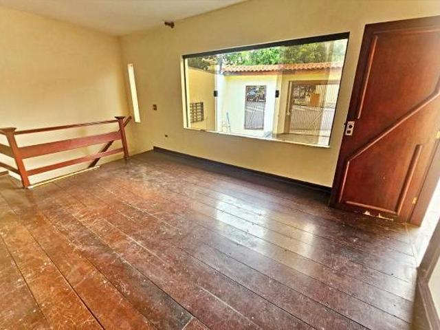 Casa à venda no Bairro do Jardim Santo Elias na Rua Romão Martins