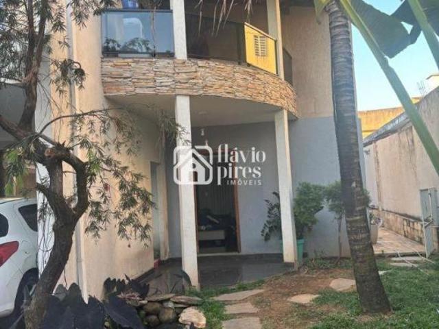 Casa à venda no bairro Dom Bosco &amp #150  Betim/MG | 3 Quartos, Piscina, Lazer Completo e Excelent