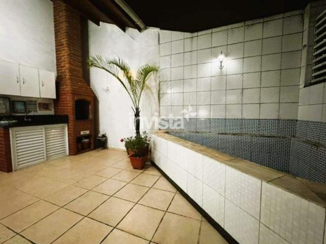 Casa à venda no bairro Embaré