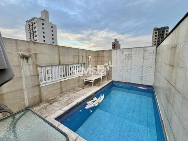 Casa à venda no bairro Embaré
