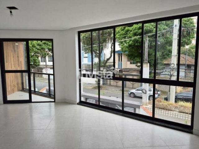 Casa à venda no bairro Embaré