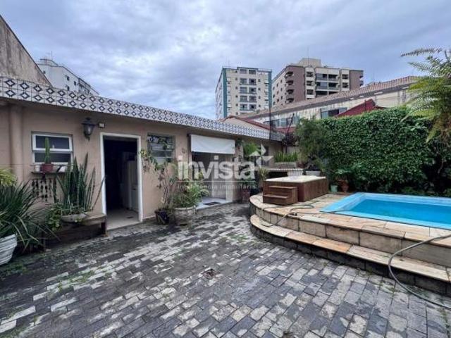 Casa à venda no bairro Embaré