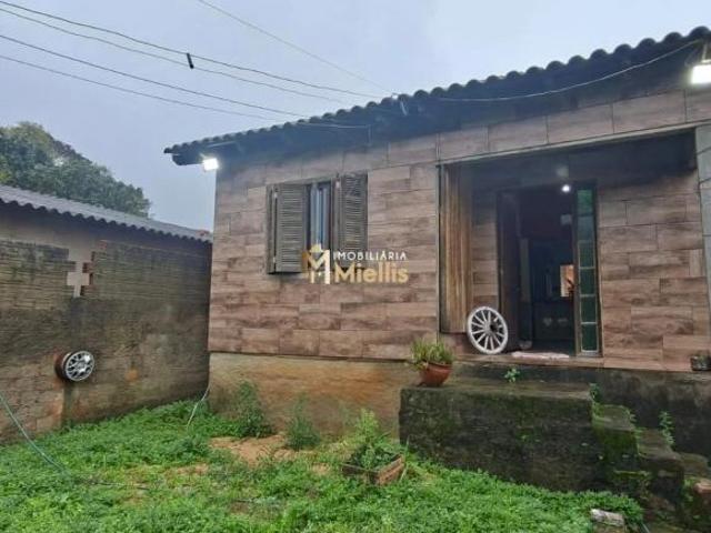 Casa à venda no bairro Esmeralda em Viamão