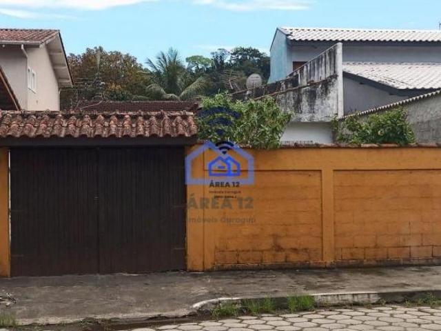 Casa à venda no bairro Estrela d&apos Alva em Caraguatatuba, SP Região central da cidade!