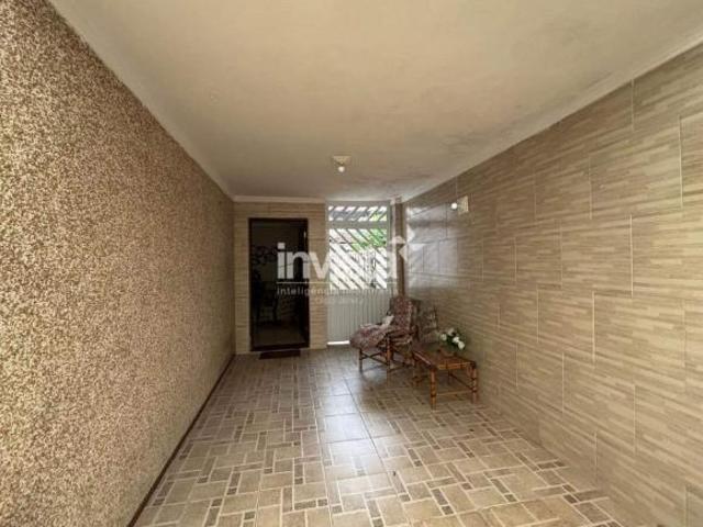 Casa à venda no bairro Estuário