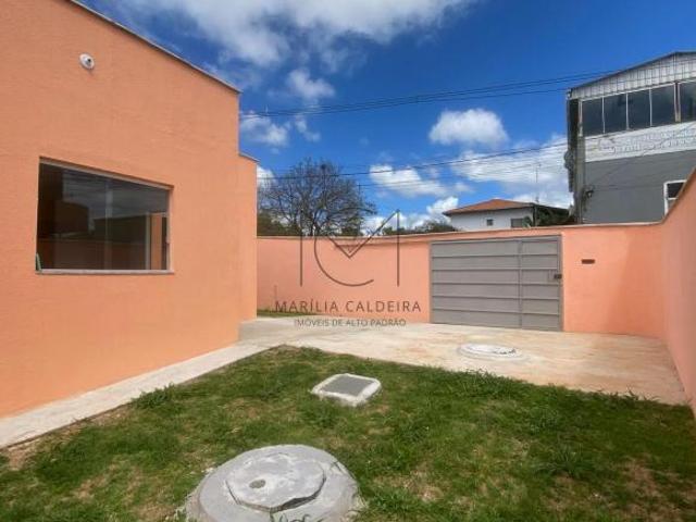 Casa à Venda no Bairro Floresta Encantada | 3 Quartos, Suíte e Área Externa