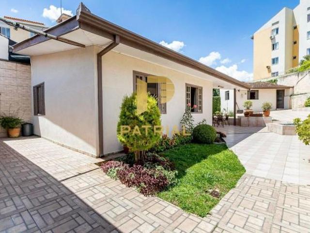 Casa à venda no bairro Guaíra