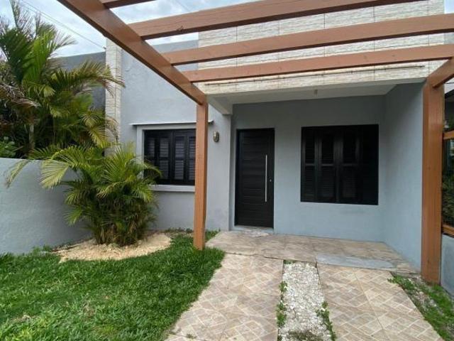 Casa a venda no bairro Guarani em Capão da Canoa