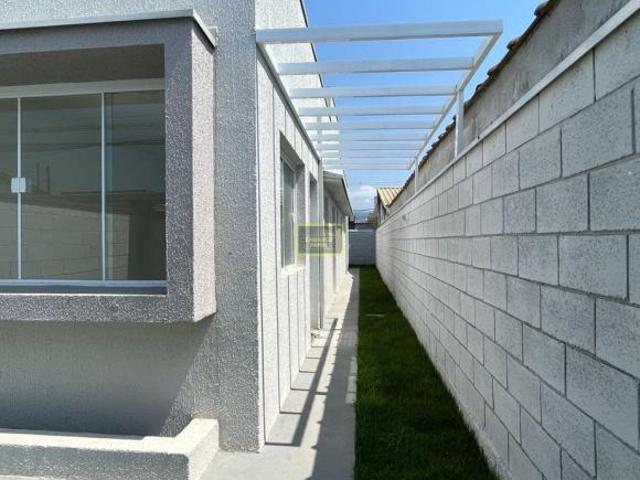 Casa à Venda no bairro Golfinho Caragua
