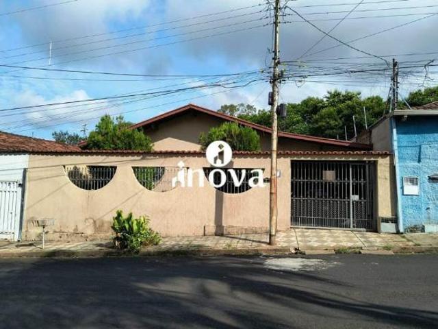 Casa a venda no bairro Grande Horizonte