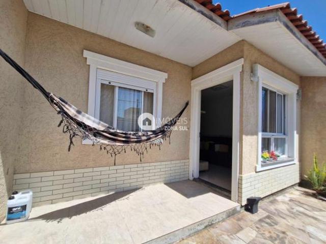Casa à venda no bairro Hípica Porto Alegre/RS