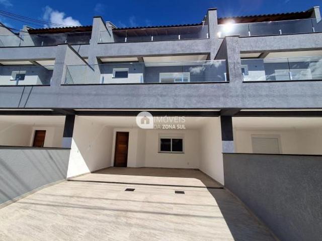 Casa à venda no bairro Hípica Porto Alegre/RS